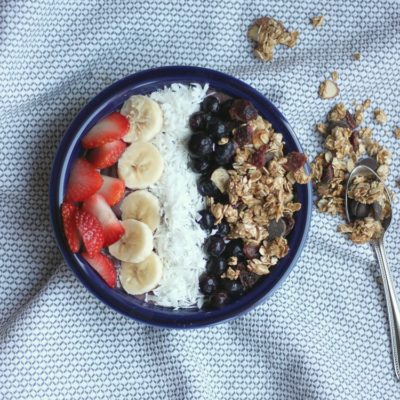 How To Make An Acai Bowl + My Favorite Toppings - A Fit Mom's Life