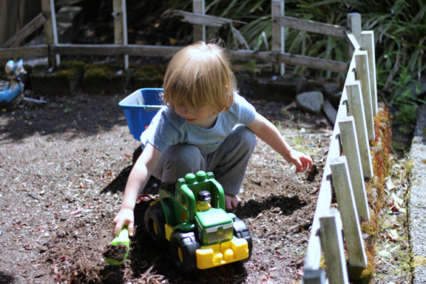 Why Dirt Is Good For Kids - A Fit Mom's Life